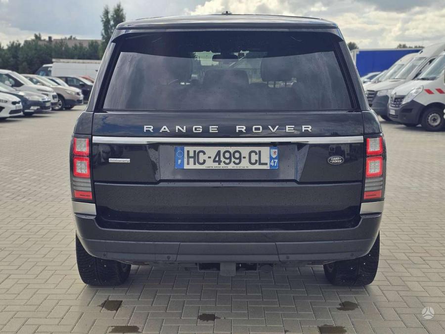Black Land Rover Range Rover 2013 in Taurage, with an engine capacity of 4.37 L and mileage of 203 thousand km for 20200 €, photo 6 on AUTOMOTO.COM.LV