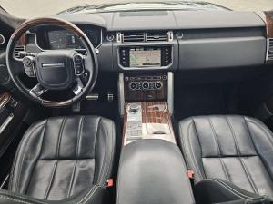 Black Land Rover Range Rover 2013 in Taurage, with an engine capacity of 4.37 L and mileage of 203 thousand km for 20200 €, photo 10 on AUTOMOTO.COM.LV