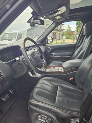 Black Land Rover Range Rover 2013 in Taurage, with an engine capacity of 4.37 L and mileage of 203 thousand km for 20200 €, photo 11 on AUTOMOTO.COM.LV