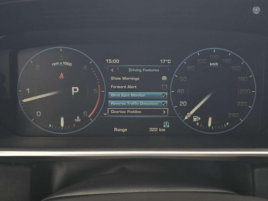 Black Land Rover Range Rover 2013 in Taurage, with an engine capacity of 4.37 L and mileage of 203 thousand km for 20200 €, photo 19 on AUTOMOTO.COM.LV