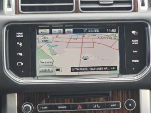 Black Land Rover Range Rover 2013 in Taurage, with an engine capacity of 4.37 L and mileage of 203 thousand km for 20200 €, photo 22 on AUTOMOTO.COM.LV
