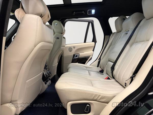 Black Land Rover Range Rover 2013 in Tallinn, with an engine capacity of 4.40 L and mileage of 236 thousand km for 31900 €, photo 7 on AUTOMOTO.COM.LV