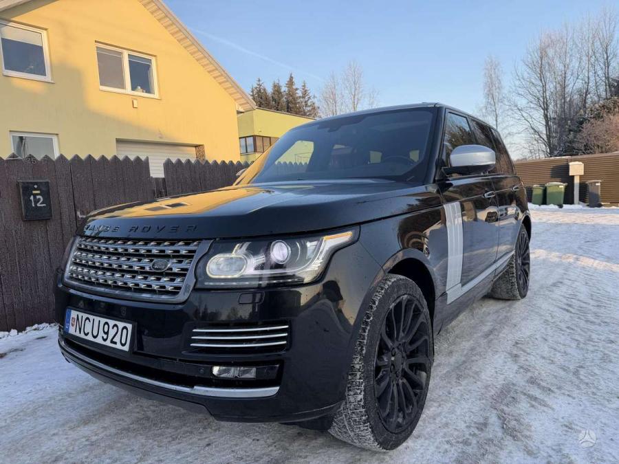 Melns Land Rover Range Rover 2014 Kauņa, ar dzinēja tilpumu 4.37 L un nobraukumu 177 tūkst. km par 27700 €, foto 1 vietnē AUTOMOTO.COM.LV
