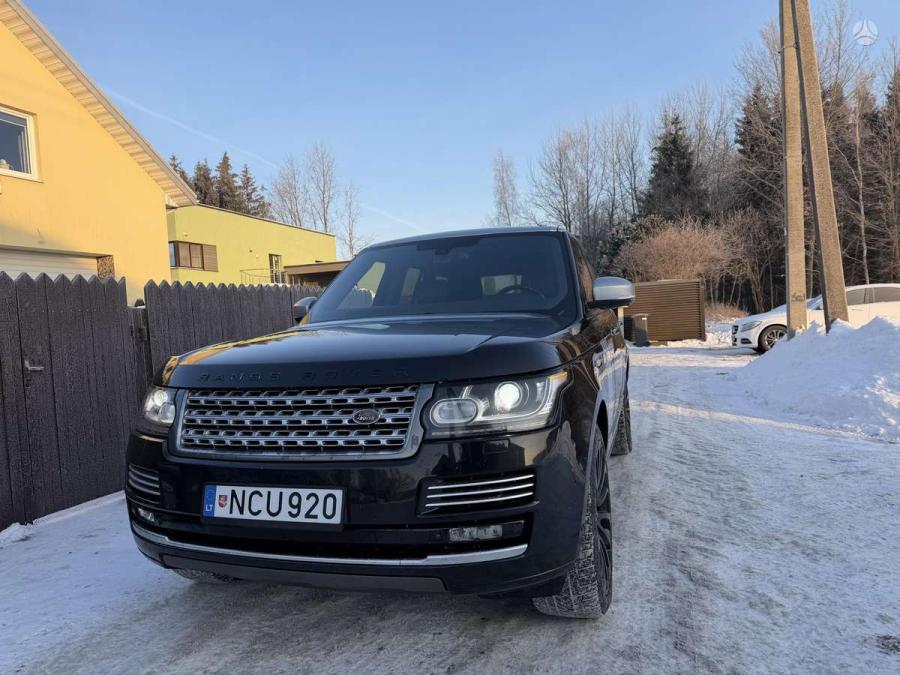 Black Land Rover Range Rover 2014 in Siauliai, with an engine capacity of 4.37 L and mileage of 177 thousand km for 32500 €, photo 6 on AUTOMOTO.COM.LV