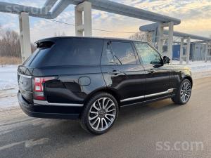 Melns Land Rover Range Rover 2014 Rīga, ar dzinēja tilpumu 4.40 L un nobraukumu 185 tūkst. km par 28950 €, foto 6 vietnē AUTOMOTO.COM.LV