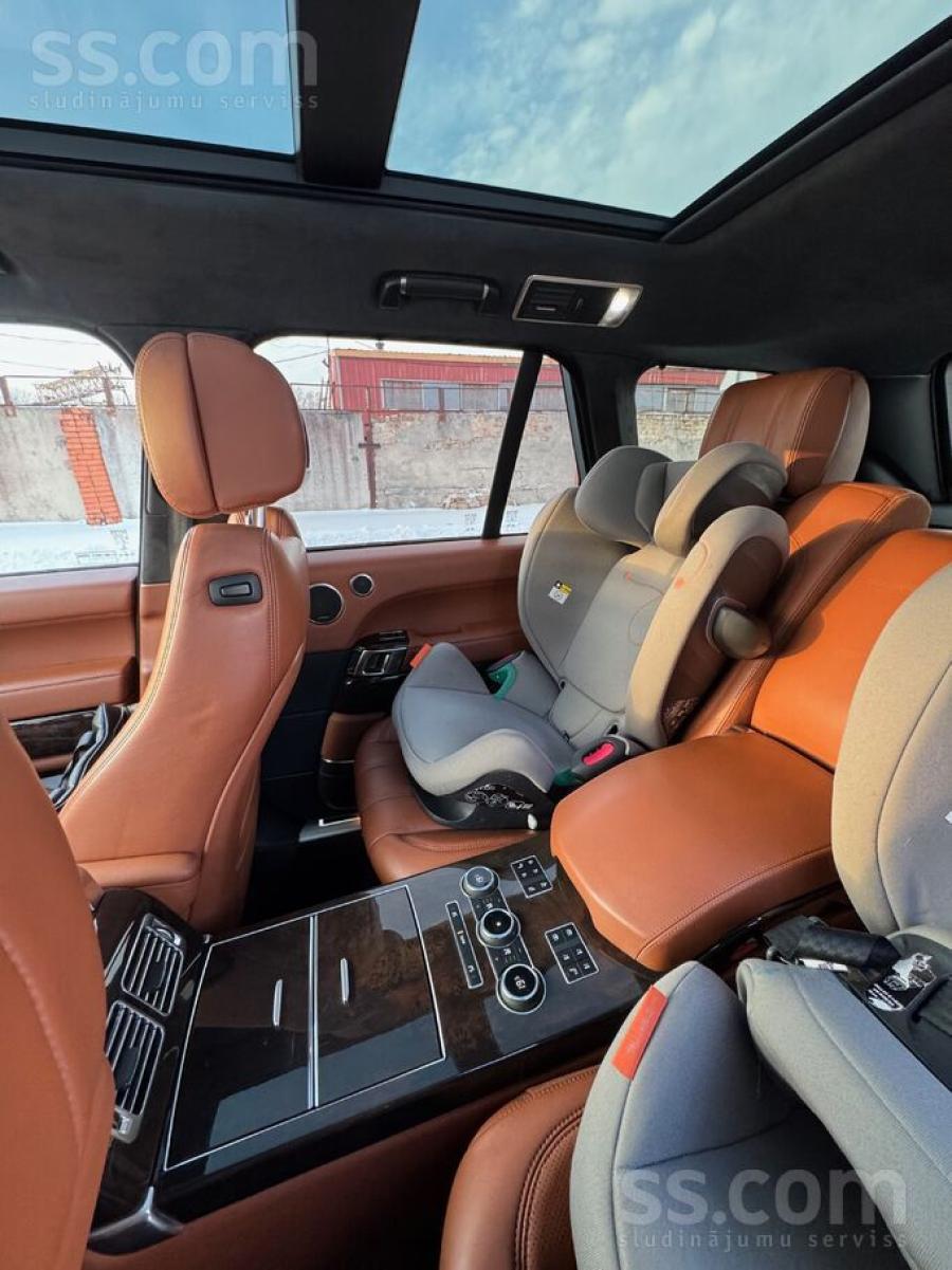 Melns Land Rover Range Rover 2014 Rīga, ar dzinēja tilpumu 4.40 L un nobraukumu 185 tūkst. km par 28950 €, foto 14 vietnē AUTOMOTO.COM.LV
