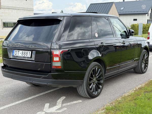 Melns Land Rover Range Rover 2014 Rīga, ar dzinēja tilpumu 4.37 L un nobraukumu 245 tūkst. km par 26000 €, foto 4 vietnē AUTOMOTO.COM.LV