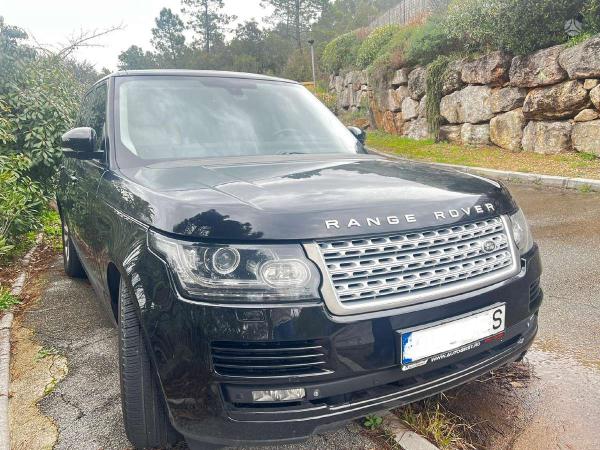 Black Land Rover Range Rover 2014 in Vilnius, with an engine capacity of 4.37 L and mileage of 220 thousand km for 11700 €, photo 1 on AUTOMOTO.COM.LV