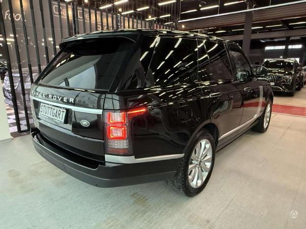 Black Land Rover Range Rover 2014 in Riga, with an engine capacity of 4.37 L and mileage of 69 thousand km for 38000 €, photo 6 on AUTOMOTO.COM.LV