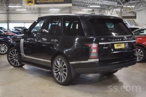 Black Land Rover Range Rover 2014 in Riga, with an engine capacity of 4.40 L and mileage of 212 thousand km for 19900 €, photo 3 on AUTOMOTO.COM.LV