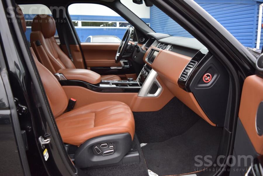 Black Land Rover Range Rover 2014 in Riga, with an engine capacity of 4.40 L and mileage of 212 thousand km for 19900 €, photo 14 on AUTOMOTO.COM.LV