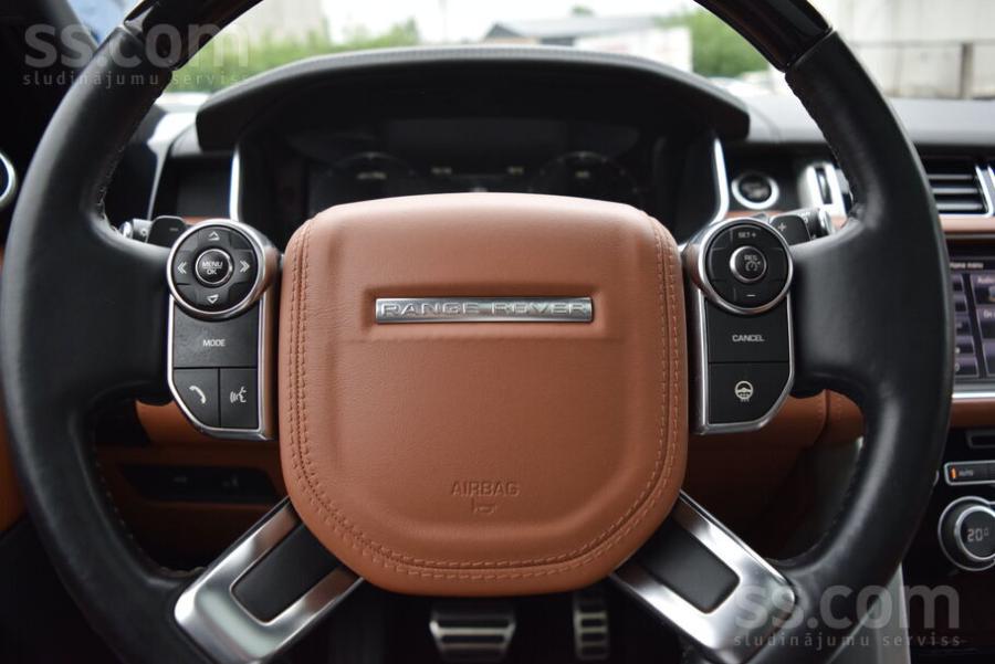 Black Land Rover Range Rover 2014 in Riga, with an engine capacity of 4.40 L and mileage of 212 thousand km for 19900 €, photo 17 on AUTOMOTO.COM.LV