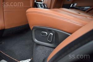 Black Land Rover Range Rover 2014 in Riga, with an engine capacity of 4.40 L and mileage of 212 thousand km for 19900 €, photo 20 on AUTOMOTO.COM.LV