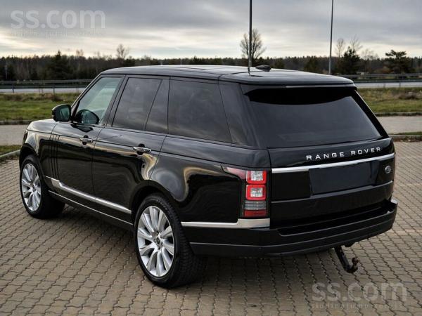 Melns Land Rover Range Rover 2014 Jūrmala, ar dzinēja tilpumu 4.40 L un nobraukumu 278 tūkst. km par 21990 €, foto 4 vietnē AUTOMOTO.COM.LV
