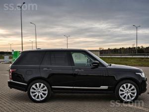 Melns Land Rover Range Rover 2014 Jūrmala, ar dzinēja tilpumu 4.40 L un nobraukumu 278 tūkst. km par 21990 €, foto 7 vietnē AUTOMOTO.COM.LV