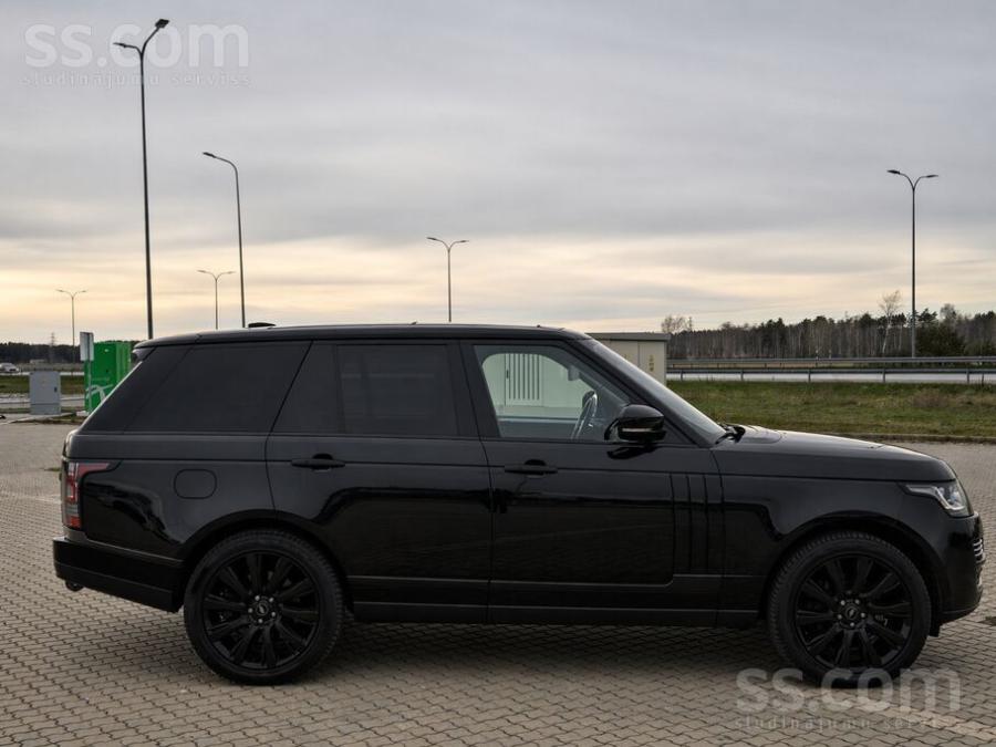 Melns Land Rover Range Rover 2014 Jūrmala, ar dzinēja tilpumu 4.40 L un nobraukumu 278 tūkst. km par 21990 €, foto 27 vietnē AUTOMOTO.COM.LV