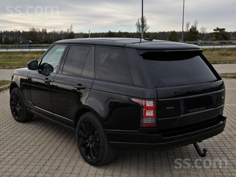 Melns Land Rover Range Rover 2014 Jūrmala, ar dzinēja tilpumu 4.40 L un nobraukumu 278 tūkst. km par 21990 €, foto 30 vietnē AUTOMOTO.COM.LV