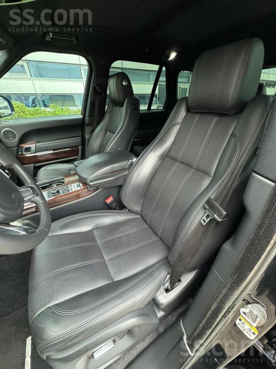 Melns Land Rover Range Rover 2014 Jūrmala, ar dzinēja tilpumu 4.40 L un nobraukumu 258 tūkst. km par 21990 €, foto 9 vietnē AUTOMOTO.COM.LV