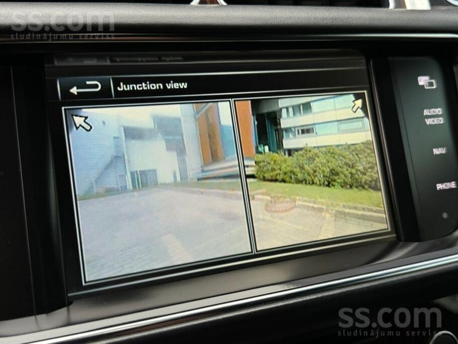 Melns Land Rover Range Rover 2014 Jūrmala, ar dzinēja tilpumu 4.40 L un nobraukumu 258 tūkst. km par 21990 €, foto 15 vietnē AUTOMOTO.COM.LV