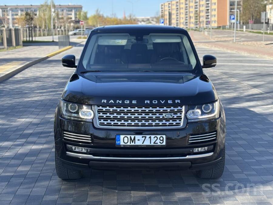 Melns Land Rover Range Rover 2014 Jelgava, ar dzinēja tilpumu 4.40 L un nobraukumu 298 tūkst. km par 19900 €, foto 6 vietnē AUTOMOTO.COM.LV