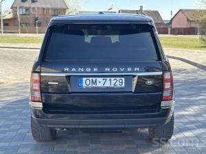 Melns Land Rover Range Rover 2014 Jelgava, ar dzinēja tilpumu 4.40 L un nobraukumu 298 tūkst. km par 19900 €, foto 7 vietnē AUTOMOTO.COM.LV