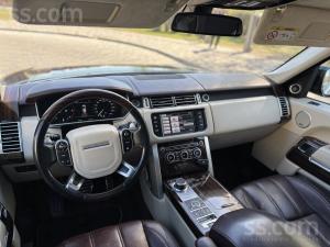 Melns Land Rover Range Rover 2014 Jelgava, ar dzinēja tilpumu 4.40 L un nobraukumu 298 tūkst. km par 19900 €, foto 9 vietnē AUTOMOTO.COM.LV