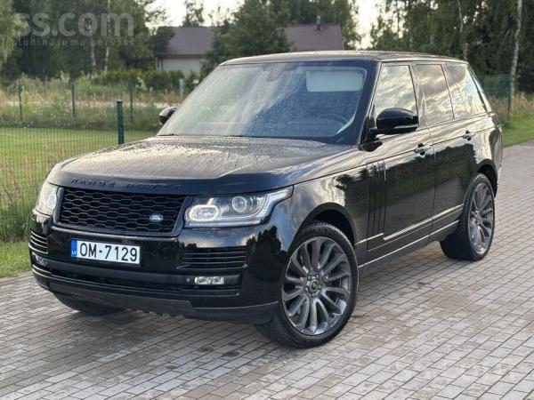 Black Land Rover Range Rover 2014 in Jelgava, with an engine capacity of 4.40 L and mileage of 298 thousand km for 18900 €, photo 2 on AUTOMOTO.COM.LV