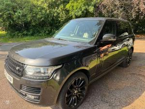 Black Land Rover Range Rover 2014 in Kursenai, with an engine capacity of 4.37 L and mileage of 200 thousand km for 14000 €, photo  on AUTOMOTO.COM.LV