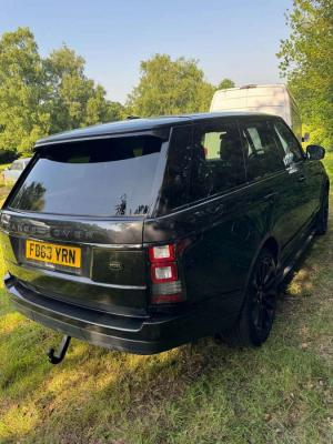 Melns Land Rover Range Rover 2014 Kuršėnai, ar dzinēja tilpumu 4.37 L un nobraukumu 200 tūkst. km par 14000 €, foto 11 vietnē AUTOMOTO.COM.LV