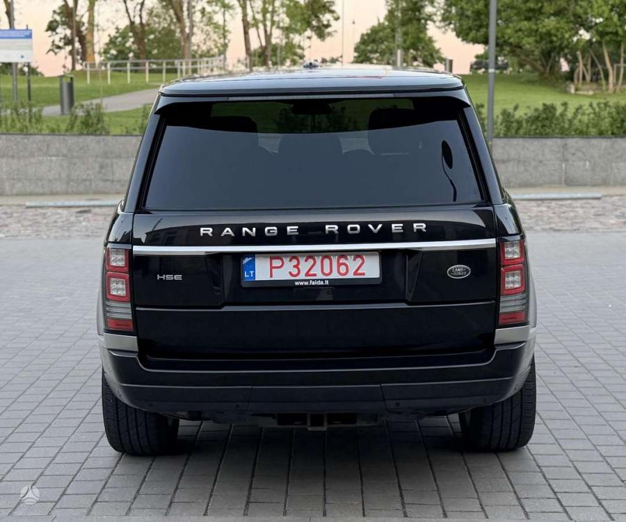 Melns Land Rover Range Rover 2014 Ukmergė, ar dzinēja tilpumu 3.00 L un nobraukumu 207 tūkst. km par 15900 €, foto 10 vietnē AUTOMOTO.COM.LV