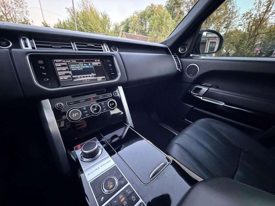 Melns Land Rover Range Rover 2014 Ukmergė, ar dzinēja tilpumu 3.00 L un nobraukumu 207 tūkst. km par 15900 €, foto 13 vietnē AUTOMOTO.COM.LV