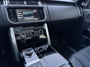 Melns Land Rover Range Rover 2014 Ukmergė, ar dzinēja tilpumu 3.00 L un nobraukumu 207 tūkst. km par 15900 €, foto 14 vietnē AUTOMOTO.COM.LV