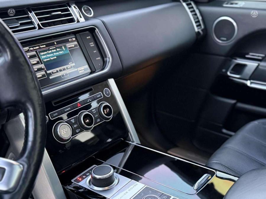 Melns Land Rover Range Rover 2014 Ukmergė, ar dzinēja tilpumu 3.00 L un nobraukumu 208 tūkst. km par 15500 €, foto 14 vietnē AUTOMOTO.COM.LV