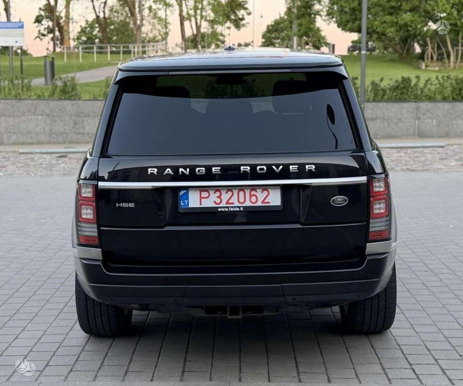 Melns Land Rover Range Rover 2014 Ukmergė, ar dzinēja tilpumu 3.00 L un nobraukumu 209 tūkst. km par 14700 €, foto 6 vietnē AUTOMOTO.COM.LV