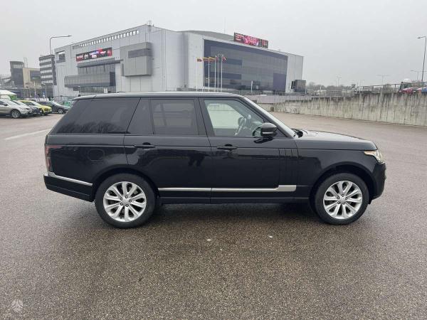 Black Land Rover Range Rover 2014 in Vilnius, with an engine capacity of 4.37 L and mileage of 289 thousand km for 20000 €, photo 11 on AUTOMOTO.COM.LV