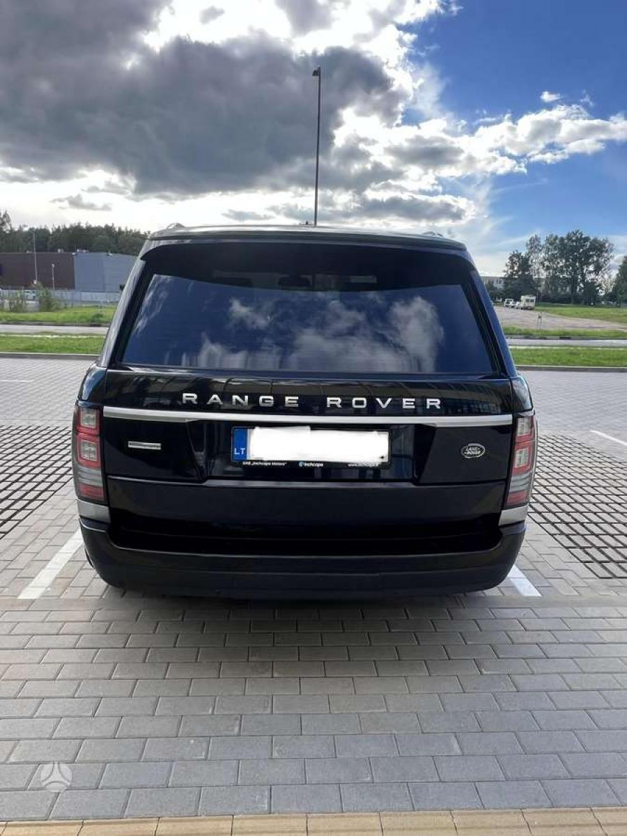 Melns Land Rover Range Rover 2014 Viļņa, ar dzinēja tilpumu 4.37 L un nobraukumu 199 tūkst. km par 19500 €, foto 7 vietnē AUTOMOTO.COM.LV