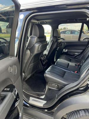 Melns Land Rover Range Rover 2014 Viļņa, ar dzinēja tilpumu 4.37 L un nobraukumu 199 tūkst. km par 19500 €, foto 12 vietnē AUTOMOTO.COM.LV