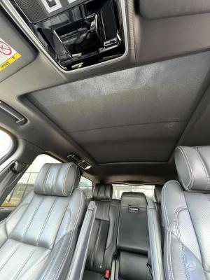Melns Land Rover Range Rover 2014 Viļņa, ar dzinēja tilpumu 4.37 L un nobraukumu 199 tūkst. km par 19500 €, foto 15 vietnē AUTOMOTO.COM.LV