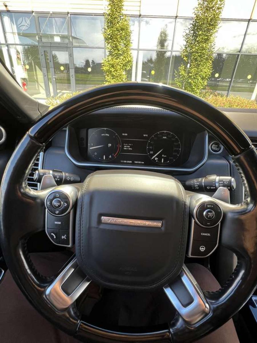 Melns Land Rover Range Rover 2014 Viļņa, ar dzinēja tilpumu 4.37 L un nobraukumu 199 tūkst. km par 19500 €, foto 18 vietnē AUTOMOTO.COM.LV