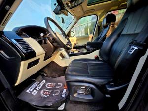 Black Land Rover Range Rover 2014 in Siauliai, with an engine capacity of 3.00 L and mileage of 270 thousand km for 16850 €, photo 11 on AUTOMOTO.COM.LV