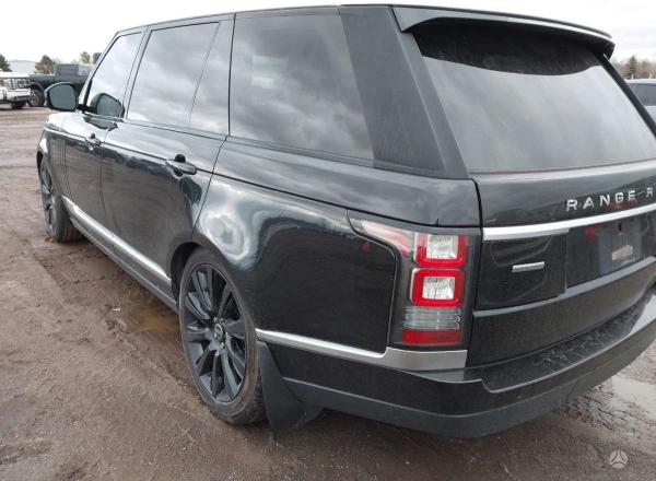 Black Land Rover Range Rover 2015 in Ukmerge, with an engine capacity of 5.00 L and mileage of 223 thousand km for 13300 €, photo 5 on AUTOMOTO.COM.LV
