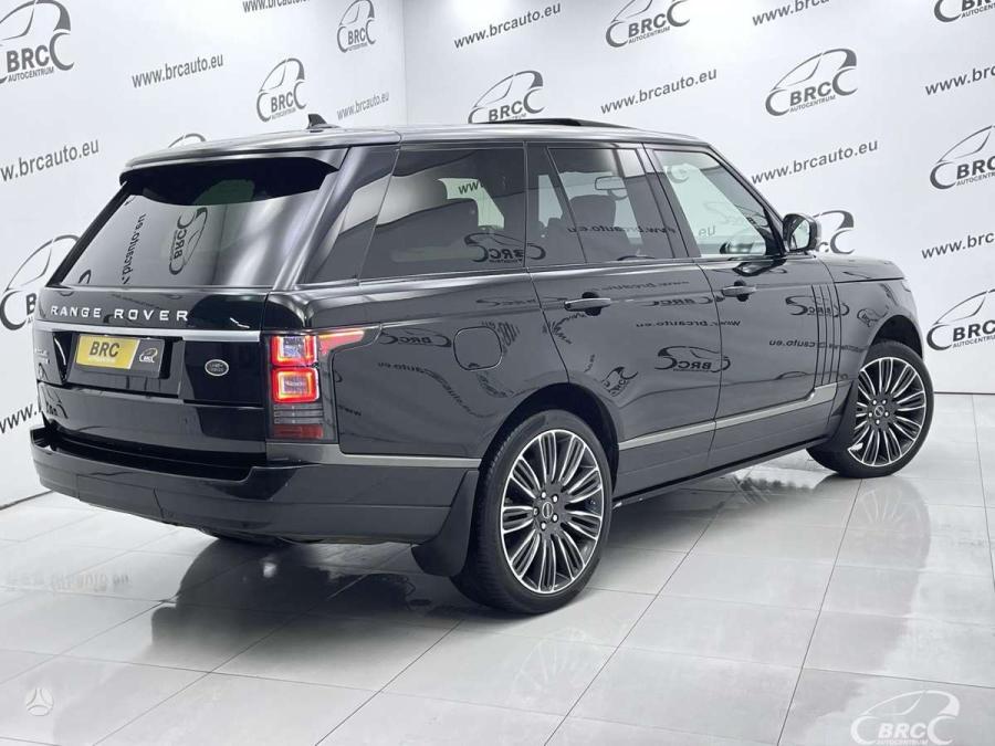 Melns Land Rover Range Rover 2015 Viļņa, ar dzinēja tilpumu 4.37 L un nobraukumu 155 tūkst. km par 29500 €, foto 3 vietnē AUTOMOTO.COM.LV
