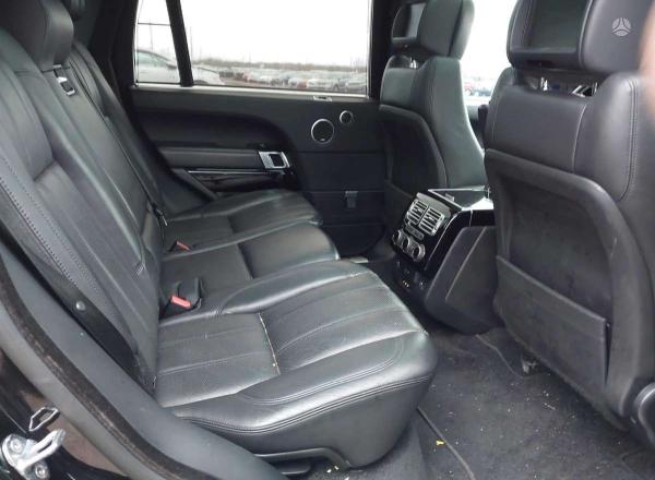Black Land Rover Range Rover 2015 in Ukmerge, with an engine capacity of 5.00 L and mileage of 223 thousand km for 11500 €, photo 10 on AUTOMOTO.COM.LV