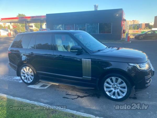 Black Land Rover Range Rover 2015 in Tallinn, with an engine capacity of 4.40 L and mileage of 254 thousand km for 29500 €, photo 3 on AUTOMOTO.COM.LV