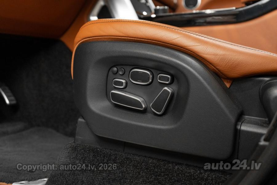 Melns Land Rover Range Rover 2015 Rīga, ar dzinēja tilpumu 4.40 L un nobraukumu 165 tūkst. km par 32000 €, foto 21 vietnē AUTOMOTO.COM.LV