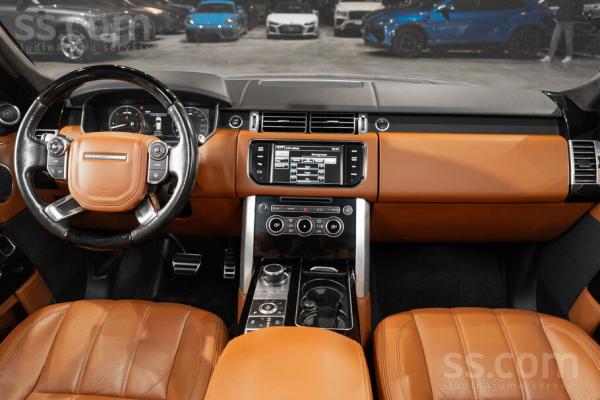 Black Land Rover Range Rover 2015 in Riga, with an engine capacity of 4.40 L and mileage of 165 thousand km for 32000 €, photo 10 on AUTOMOTO.COM.LV