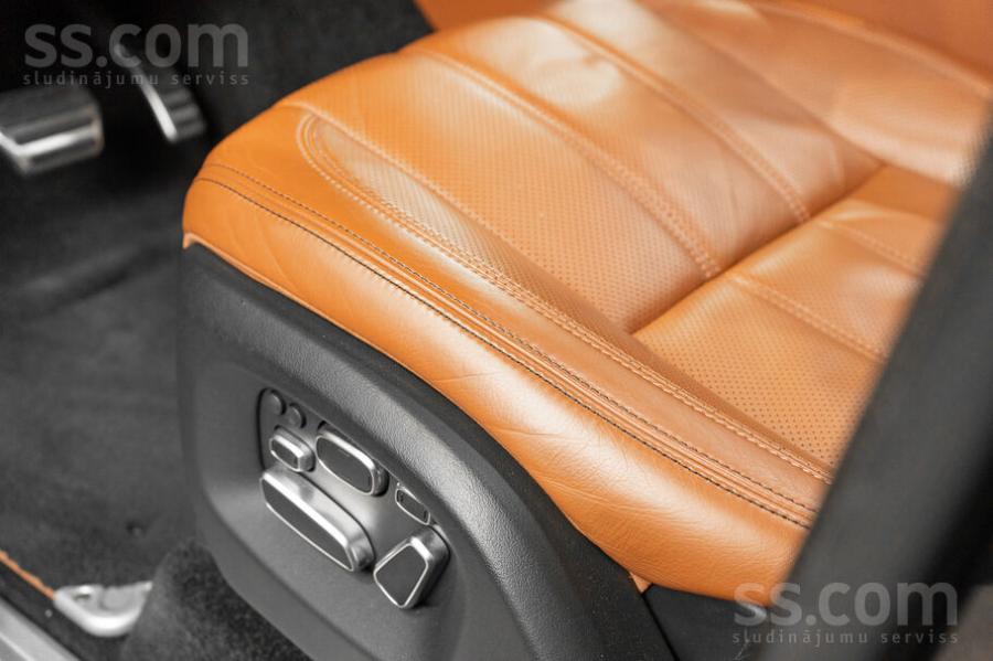 Melns Land Rover Range Rover 2015 Rīga, ar dzinēja tilpumu 4.40 L un nobraukumu 165 tūkst. km par 32000 €, foto 22 vietnē AUTOMOTO.COM.LV