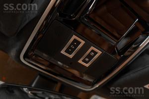 Melns Land Rover Range Rover 2015 Rīga, ar dzinēja tilpumu 4.40 L un nobraukumu 165 tūkst. km par 32000 €, foto 29 vietnē AUTOMOTO.COM.LV