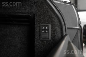 Melns Land Rover Range Rover 2015 Rīga, ar dzinēja tilpumu 4.40 L un nobraukumu 165 tūkst. km par 32000 €, foto 36 vietnē AUTOMOTO.COM.LV