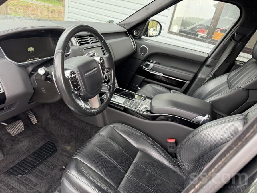 Black Land Rover Range Rover 2015 in Riga, with an engine capacity of 4.40 L and mileage of 188 thousand km for 25300 €, photo 14 on AUTOMOTO.COM.LV